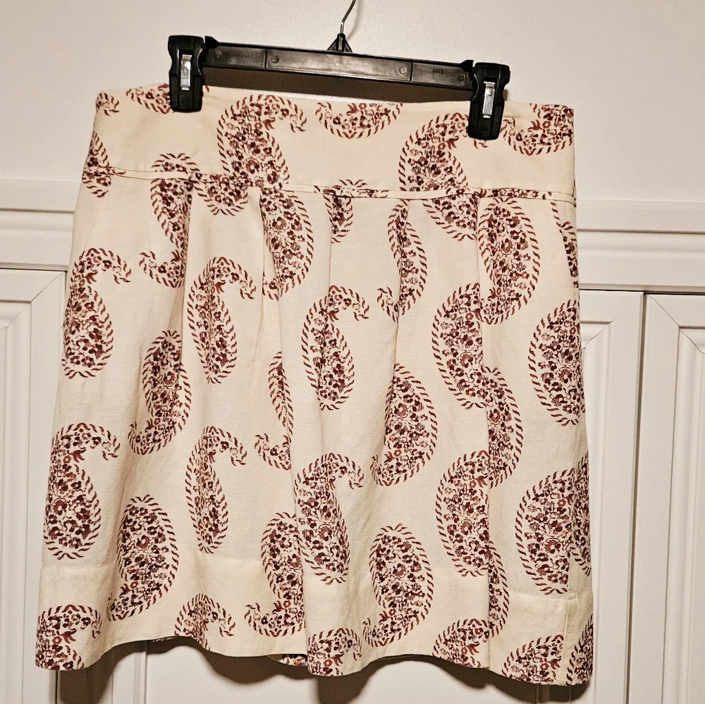 LOFT | Skirts | Loft Cream Mini Skirt With Red Paisley Pattern | Poshmark